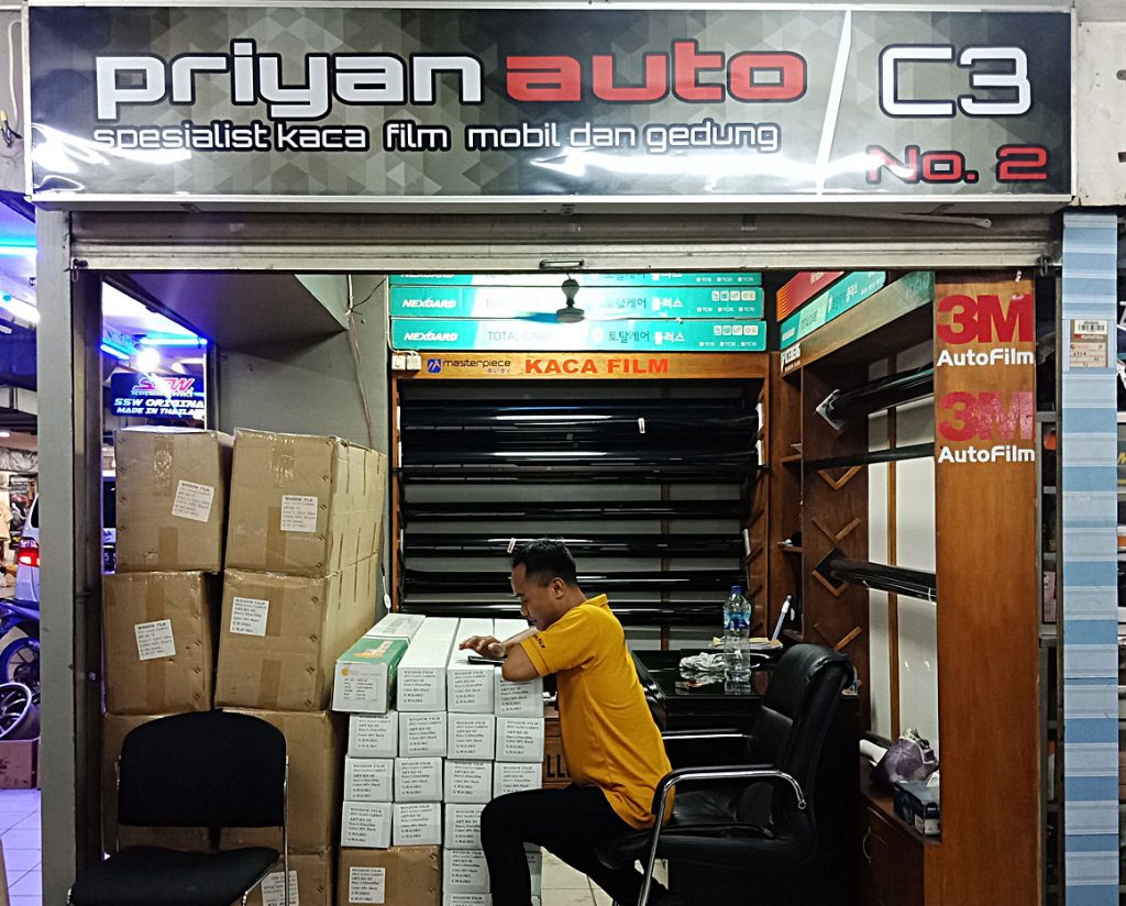 Directory – Mall MGK